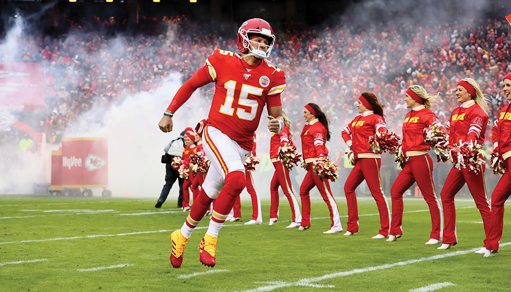 6th Annual Beckett Ultimate Football Card Hot List - Beckett News