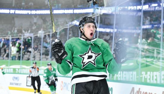 Jason Robertson: A Star Shines Bright - Beckett News