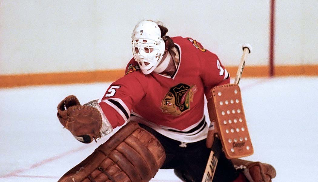 Tony Esposito: How the Goalie's Rookie Season Made Him a Hobby Fixture ...