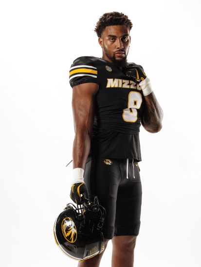 Interview: Missouri Tigers DE Damon Wilson II has 2025 All-American ...