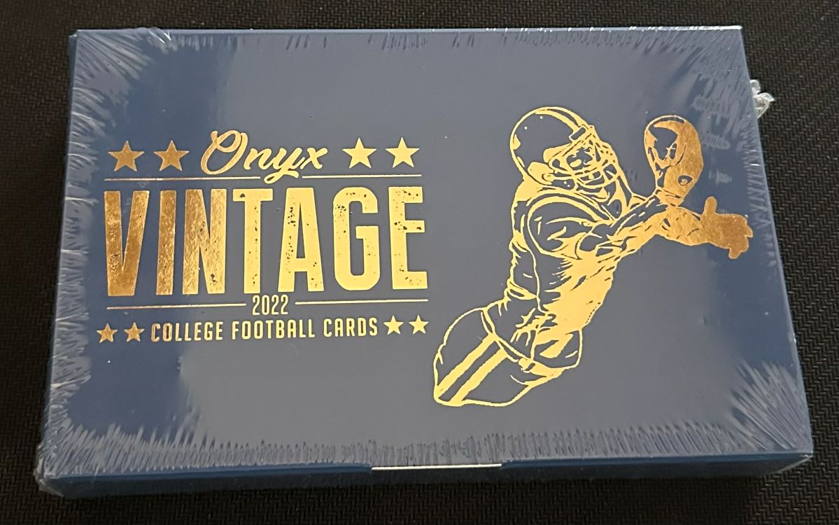 Cheap Wax Wednesdays: 2022 Onyx Vintage College Football